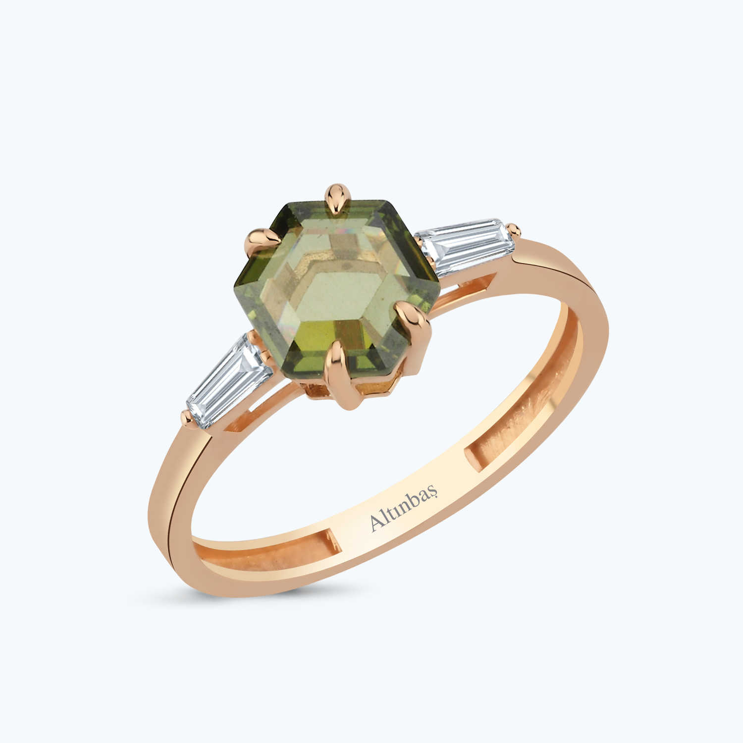 Yeşil Taşlı Altın Yüzük Yeşil Taşlı Altın Yüzük