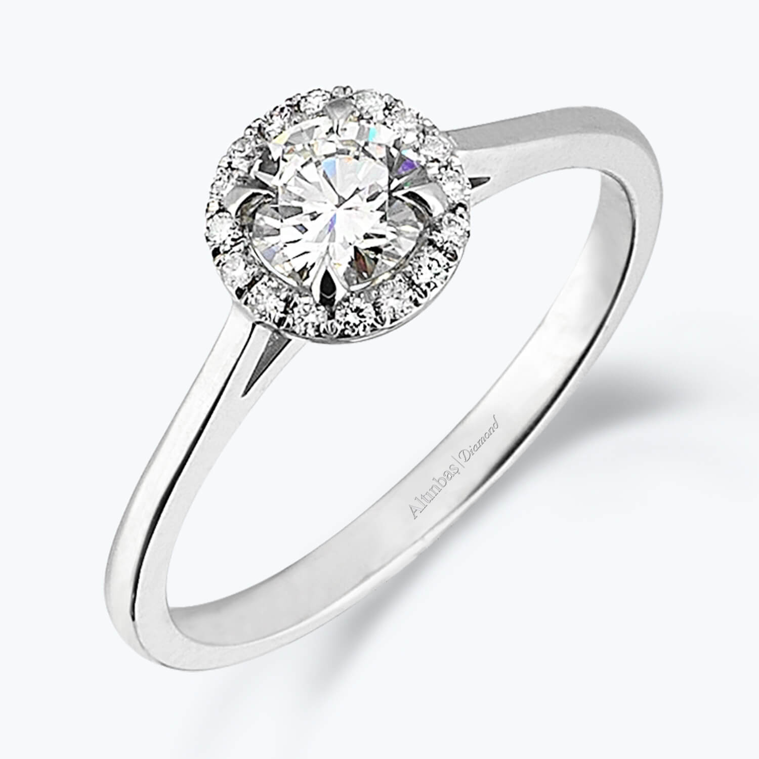 Pırlanta Topaz Taşlı Yüzük