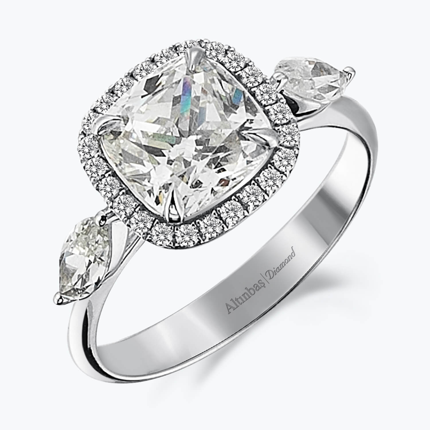 Pırlanta Beyaz Topaz Yüzük