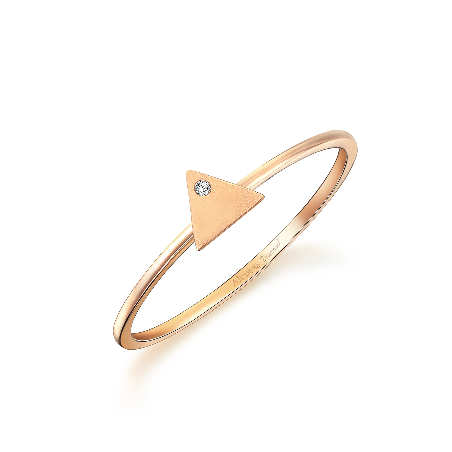 Pırlanta Üçgen Yüzük