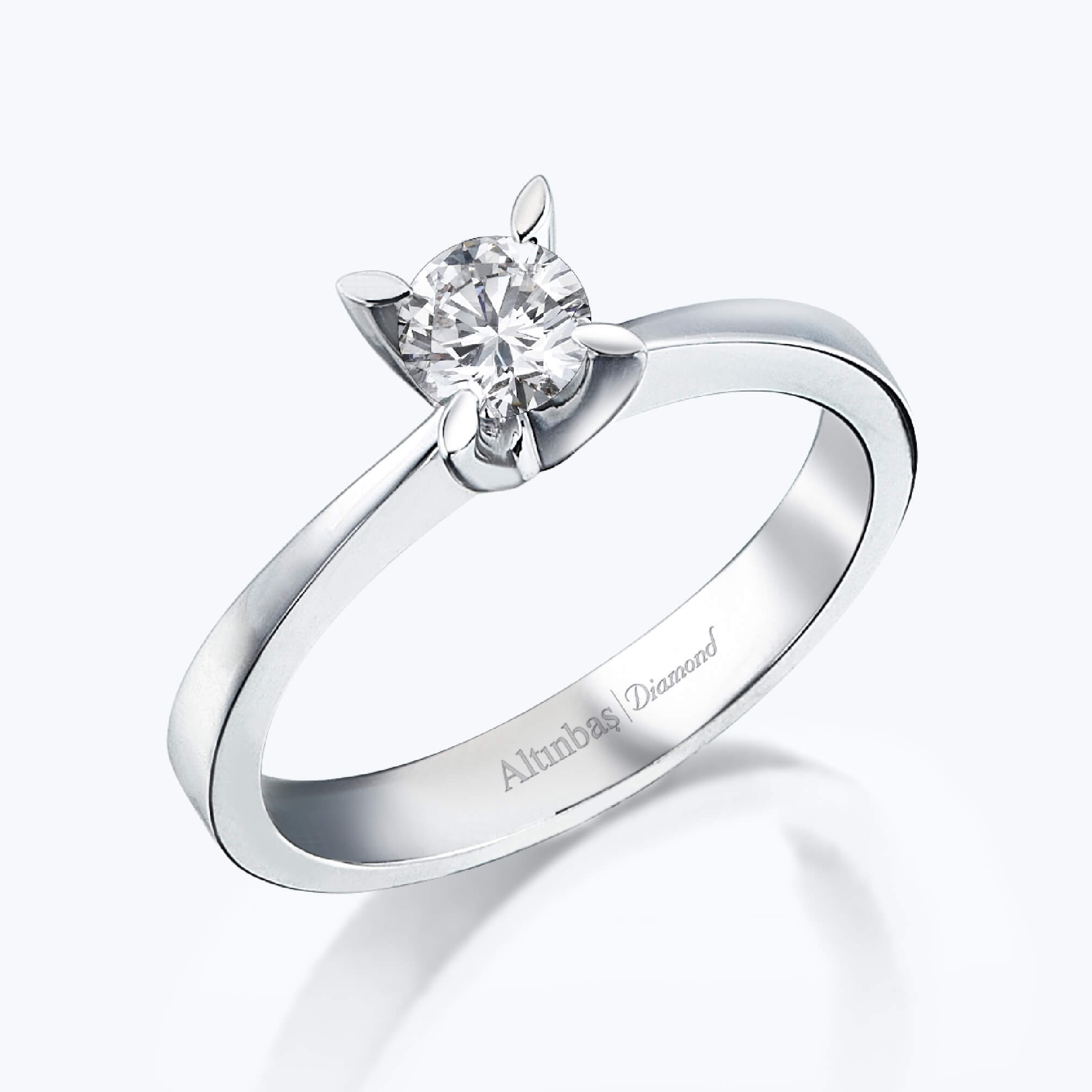 Pırlanta Tektaş Yüzük