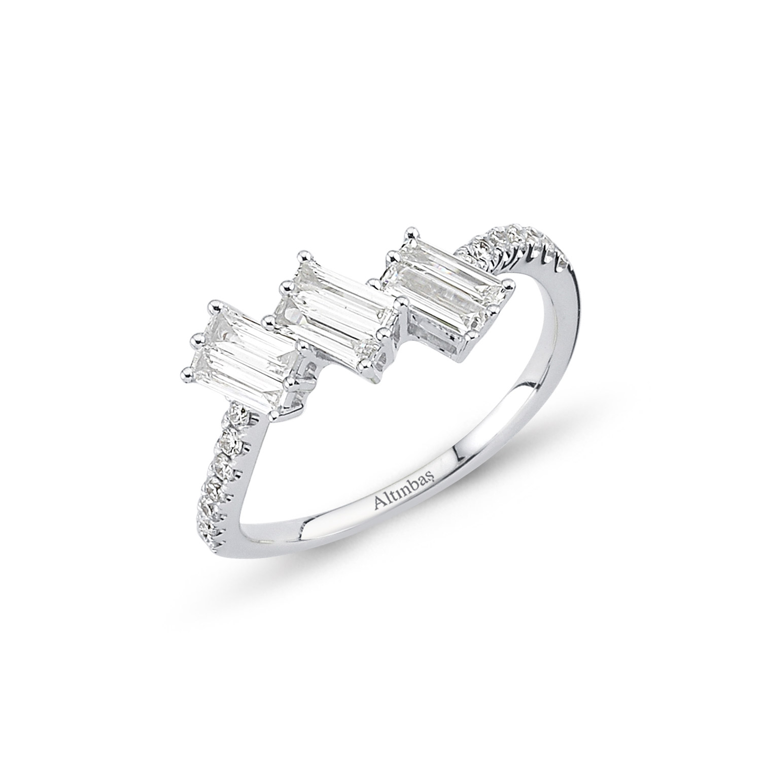 Pırlanta Baget Tria Yüzük